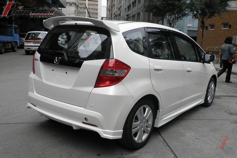 Honda 2011-13 Jazz GE8 TM style body kit - Faithful Rainbow
